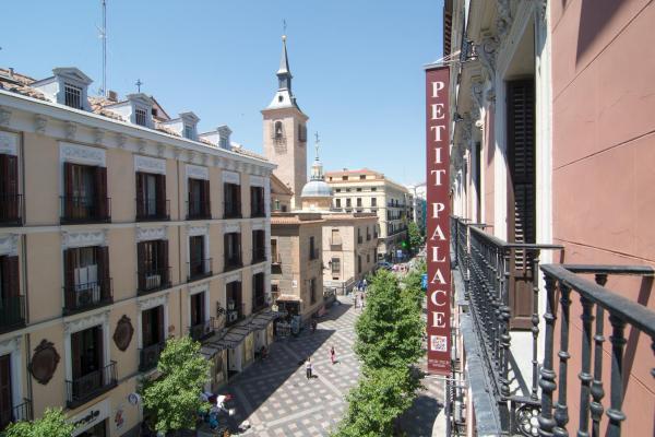 Petit Palace Arenal - Getafe