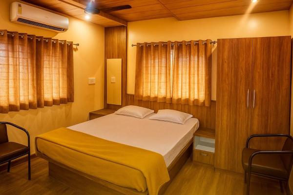 Hotel O Lords - Kolhapur