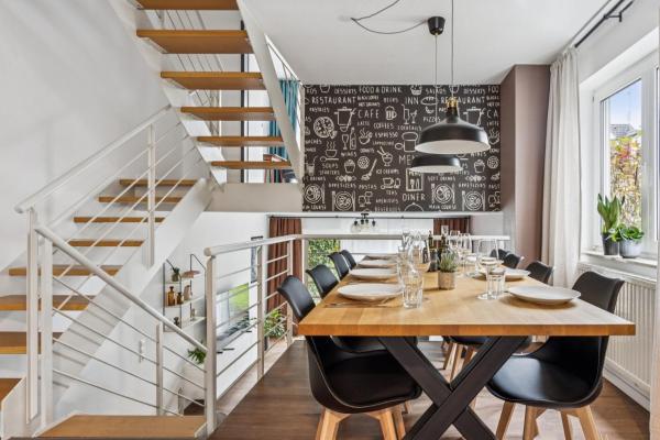 Charmantes Stadthaus, Parkplätze, Garten - Gottmadingen