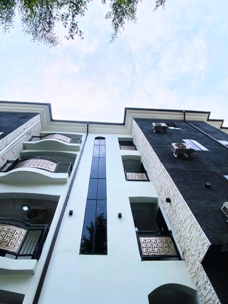 Vivee Aura Service Apartment - Lagos