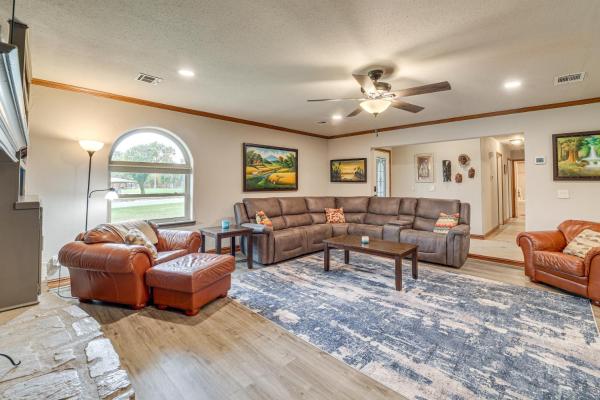 Family-friendly Tulsa Suburb Home By Parks And River - Tulsa, OK