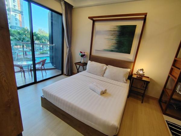 Timurbay Seafront By Moonlight Pool View - Kuantan