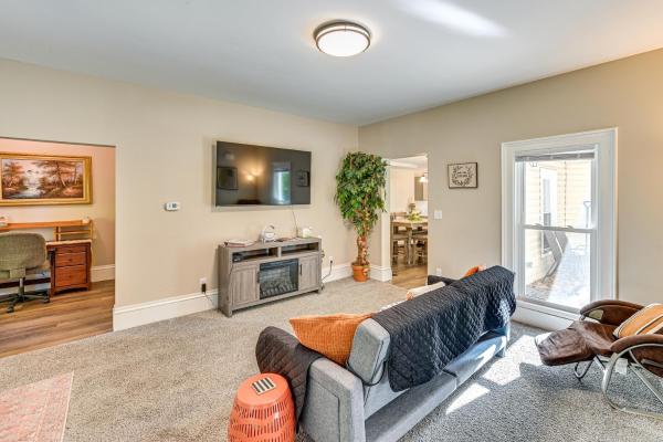 6 Mi To Notre Dame Family Retreat With Deck And Yard - Elkhart