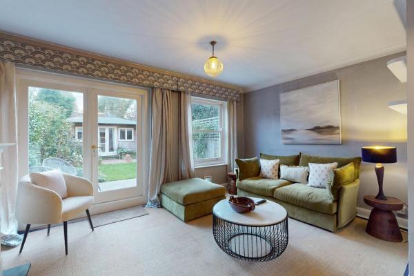 Spacious 2-bed House Near Shepherds Bush Tube - Londres