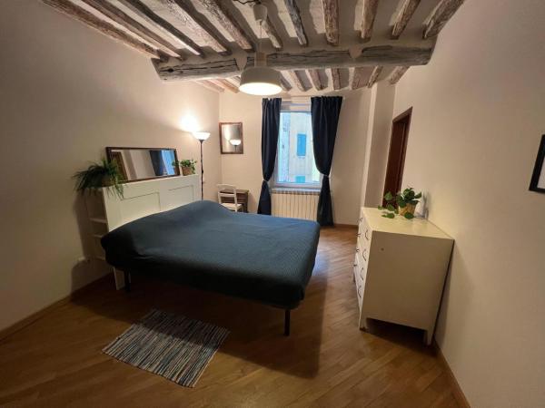 Tavoleria Pisa City Center - Pisa