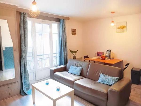 A La Porte Saint Vincent Et La Mer - Saint-Malo