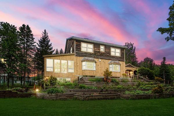 The Mahogany Villa Indoor Pool Spa Sauna Gameroom - Vermont