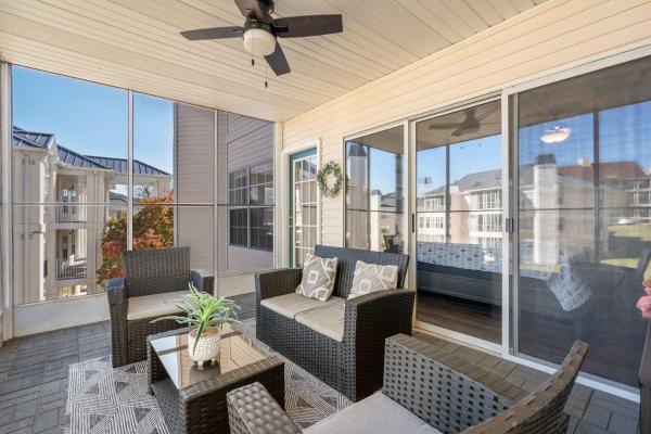 Brookside Retreat With Amenities Galore - Branson, MO