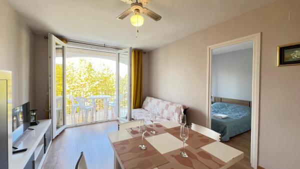 Apartamento Con Terraza Cerca Del Mar - Ampuriabrava