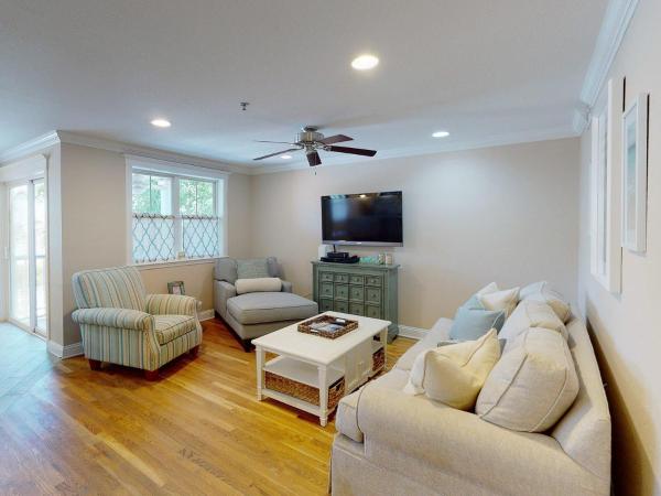 Lazi Seahorse - Tybee Island, GA