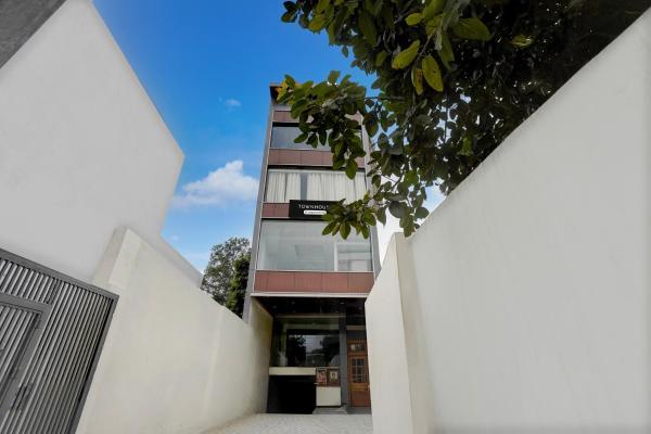 Super Townhouse Varanasi City Station Formerly S Kumar Inn - Varanasi