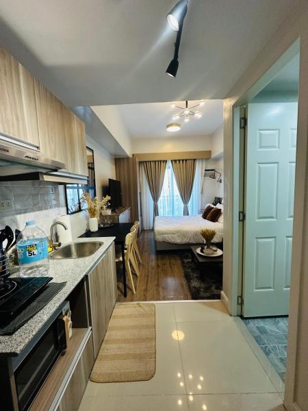 Grand Residences Condotel With Balcony - Cebu