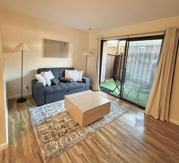 Near Lake, Golf And Tennis - Reno Condo - Reno, NV