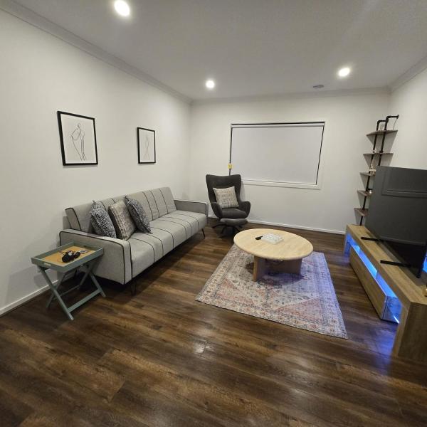 Premium 4br Home Near Nature & Shops - Whittlesea