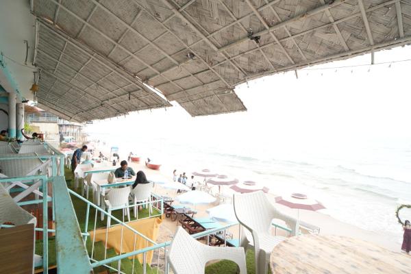 Janets & Johns Beach Resort Since 1989 - Anjuna