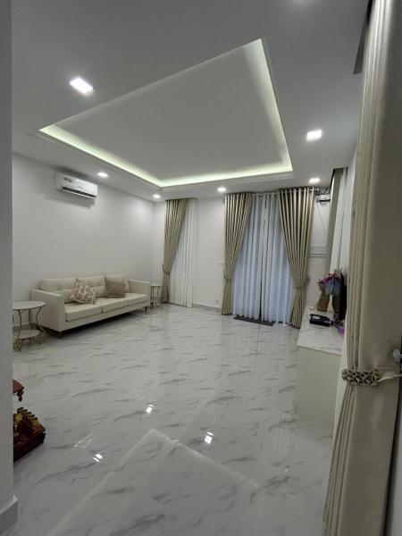 Charming 4-bedroom Townhome In Vibrant Phnom Penh! - Cambodia