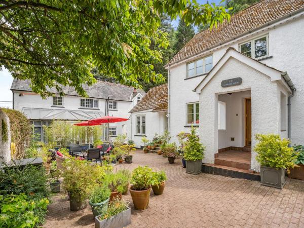 The Carriage House - Abergavenny