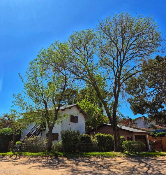 Casa Che - Villa Gesell - Villa Gesell