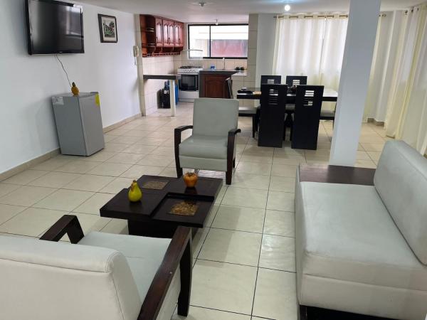 Real Audiencia Living - Quito