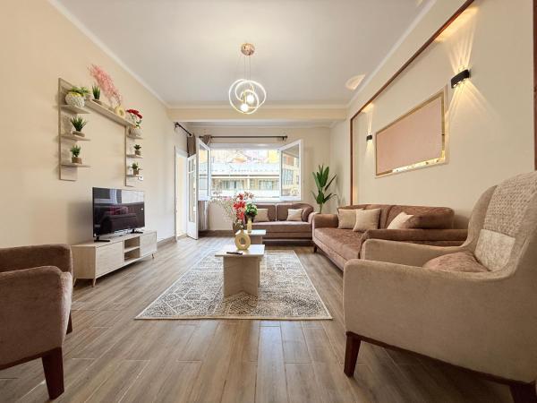 Moonlight Homes Tahrir Square - Cairo