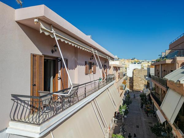 Harbour - 90sqm Spacious 2-balcony Apt In Chania Old Town, Private Parking Available 950m - Chania
