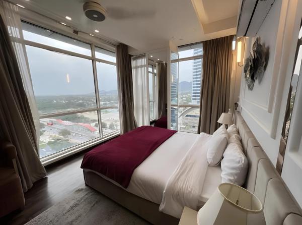 Executive Prestige Hotel Apartments Facing Centautus - Elysium Tower Islamabad - Islamabad