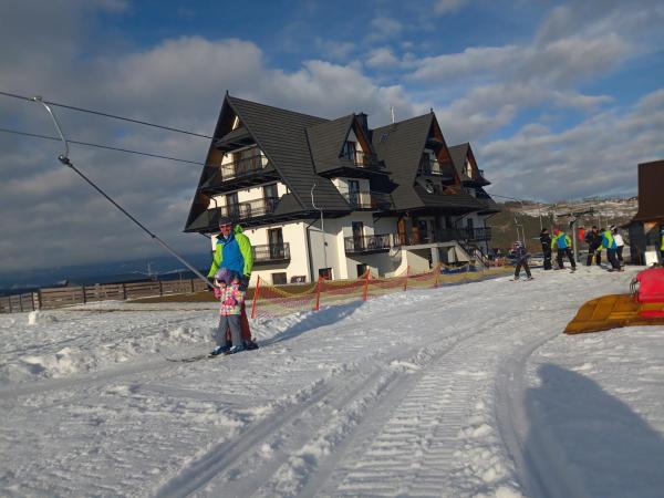 Aparthotel Rabiań-ski Zewnetrzny Basen Oraz Jacuzzi Z Podgrzewaną Wodą Sala Zabaw I Dmuchaniec - Zakopane