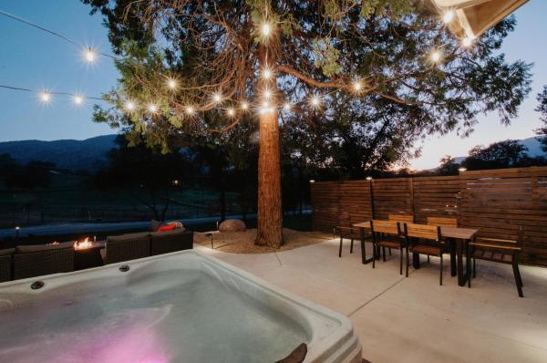 Dennison House - Three Rivers, CA