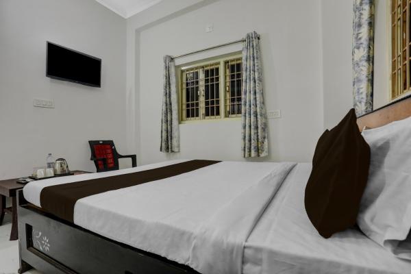 Hotel O K K Guest House - Patna