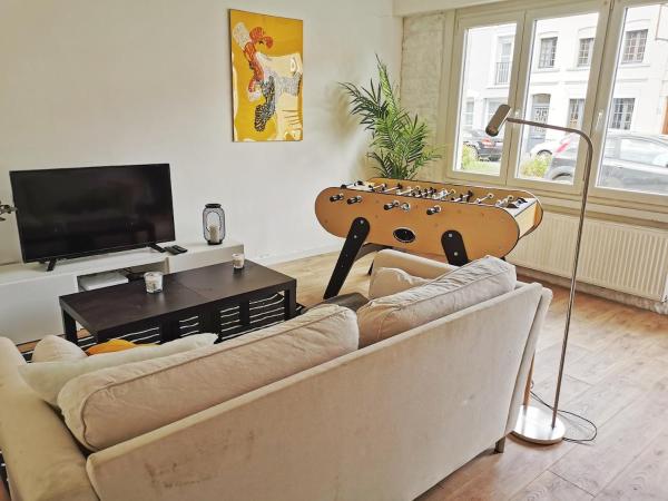 L'évasion Conviviale - Gare - Commerces - Terrasse - Merville