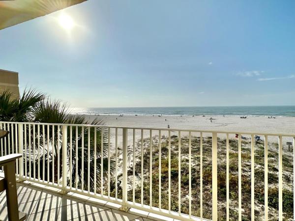Chateaus On White Sands 302 - Palm Harbor