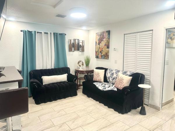 Feel At Home ! Only 5 Min From The Beach In Car - Clearwater, FL