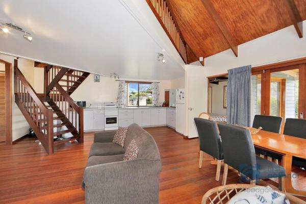 16 Third Avenue - Woodgate