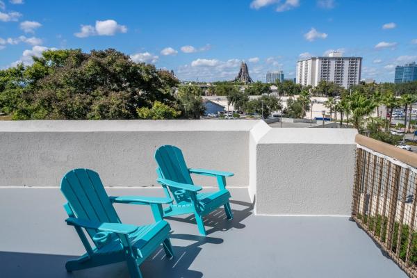 Studio With Private Terrace And Volcano Bay View Near Epic Universe - Orlando, FL