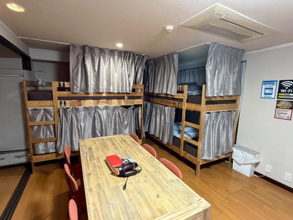 Female-only Dormitory Tokyo House Inn - Shinjuku