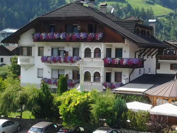 Alphotel Stocker Alpine Wellnesshotel - Sand in Taufers