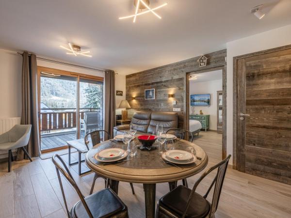 Appartement Neuf 3 Pièces Avec Parking Et Wi-fi à Morzine - Fr-1-754-92 - Les Gets