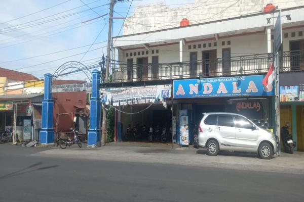 Oyo 94931 Mardi Homestay Syariah - Surakarta