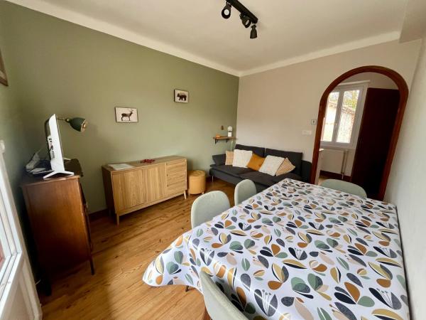 La Petite Ourse Maison De Village à Oust - Seix