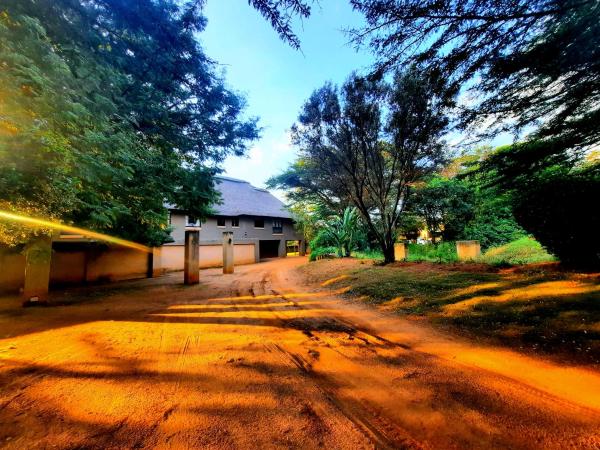 Biki Bosveld Akkomodasie En Venue - Centurion