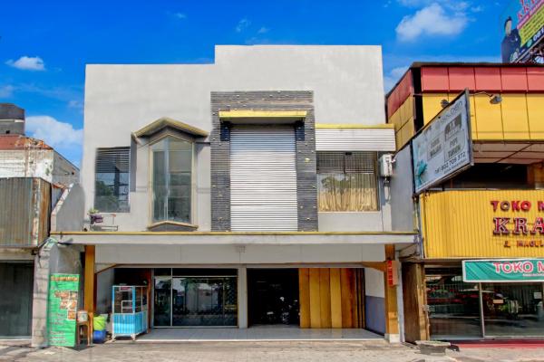 Hotel O Near Tugu Yogyakarta 1 Formerly Crown Residence - Yogyakarta