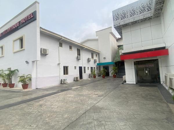 Chateux De Atlantique Hotel - Lagos