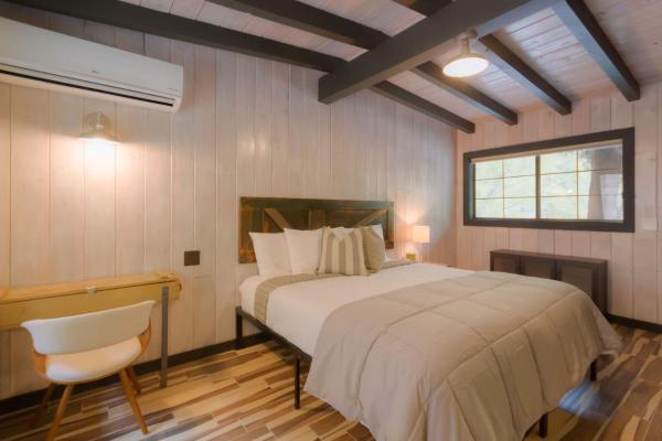 Unit 8 - Slide Rock Lodge - Munds Park, AZ