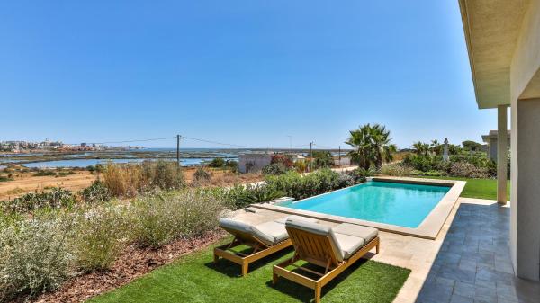 Brand New Waterfront Villa With Pool - Faro