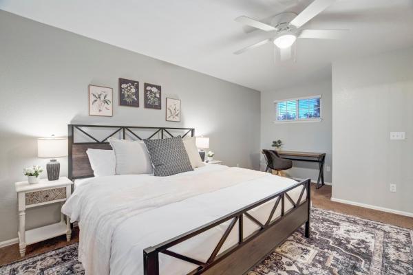 Fountain Family Retreat Pet Friendly - Colorado Springs, CO