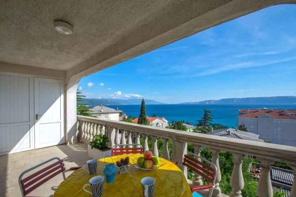 Apartments In Novi Vinodolski 39135 - Novi Vinodolski