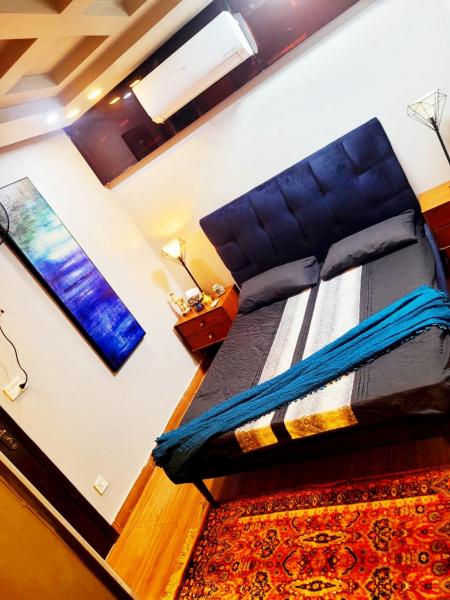 Calm Corner - Lahore