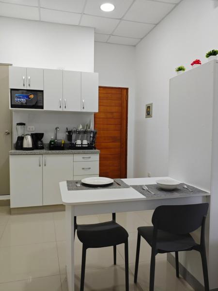 Habitacion Con Entrada Independiente Y Aire Acondicionado, Centro Piura - Piura