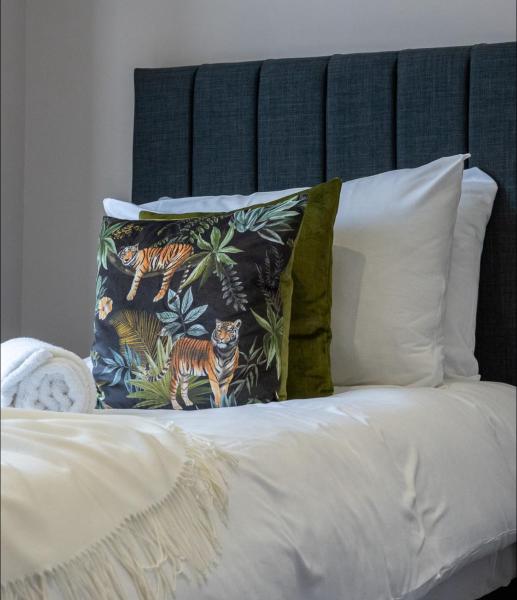 Warm & Serene Studio Apartment In The Home Of London - Barnet