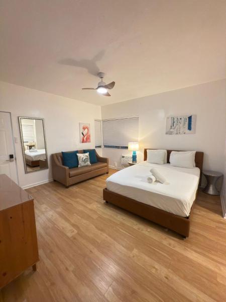 Sunny 1br Retreat Steps From Miami Beach & Shops - South Beach, FL